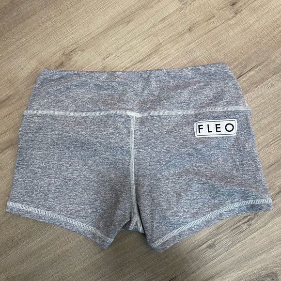 Fleo | Shorts | Fleo Original Exercise Short Mid Rise | Poshmark